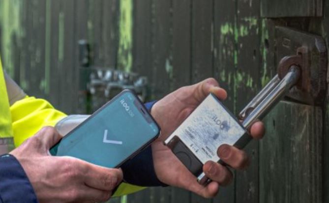 ILOQ - Battery-free digital and Mobile locking